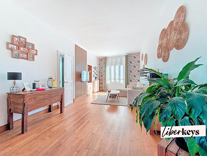 Conches-en-Ouche : Maison 7 pièces à vendre