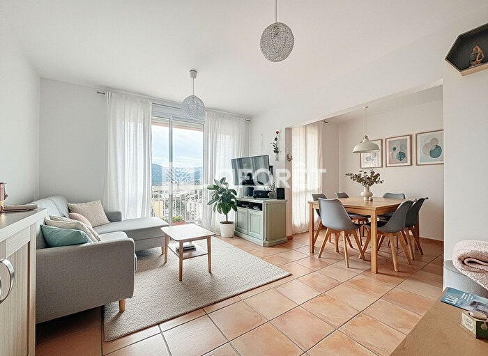 Appartement à vendre - Aubagne, Passons, Verdun - 5 pièces - 3 chambres