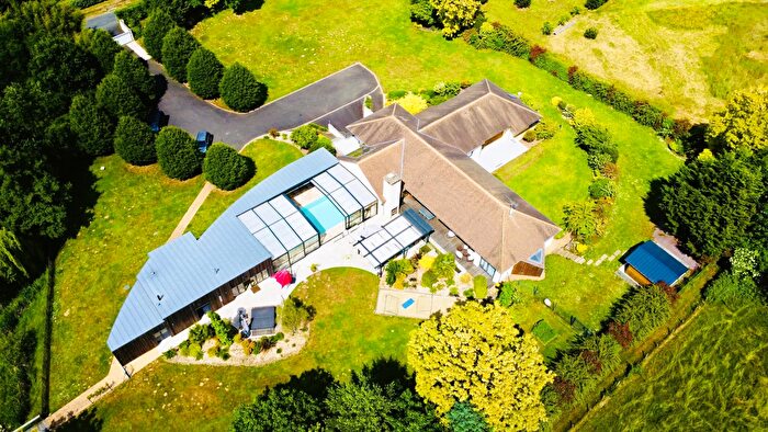 Maison à vendre - Solesmes - 10 pièces - 6 chambres