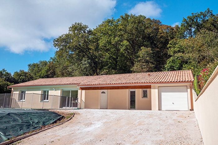 Maison à vendre - Champcevinel - 8 pièces - 5 chambres