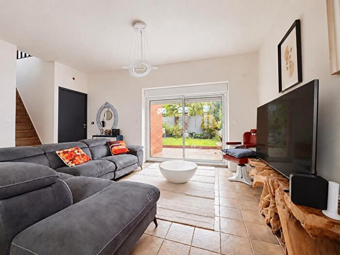 Maison 6 pièces à vendre à Bailleul, Nord