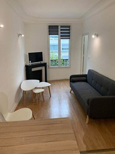 Appartement à louer - Nogent Village-Centre Ville, Nogent-sur-Marne - 2 pièces - 1 chambre