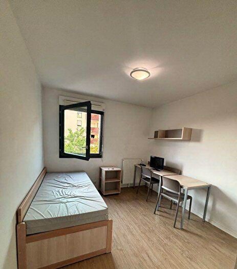 Emile Dubois, Aubervilliers : Appartement 1 pièce à louer