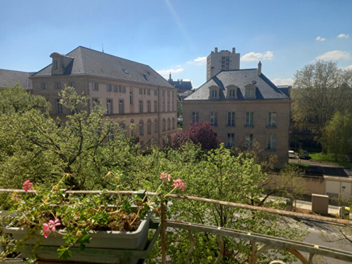 Metz, Ancienne ville : Appartement 5 pièces à vendre