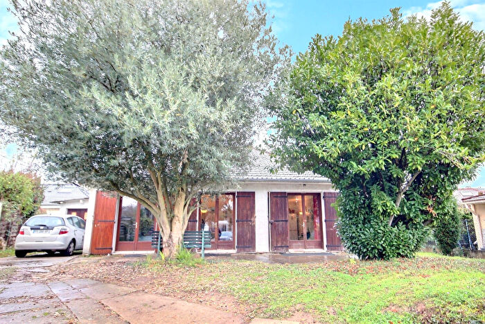 Maison à vendre - Wissous - 3 pièces - 2 chambres