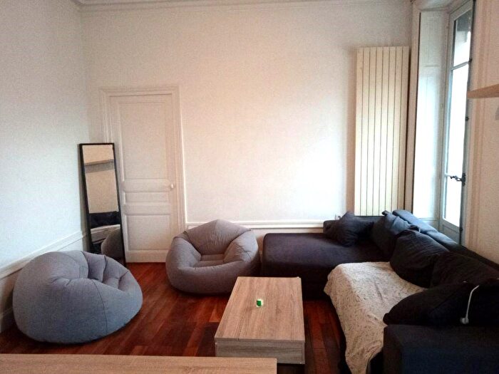 Grenoble, Centre-ville : Appartement 3 pièces à louer