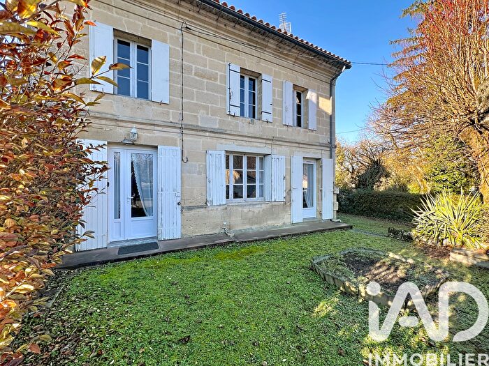 Maison à vendre - Saint-Laurent-dArce - 4 pièces - 3 chambres