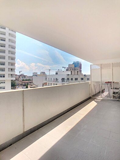 Appartement à louer - Marseille ème arrondissement - 1 pièce