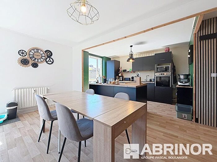 Roubaix, Gare Jean Lebas - Appartement 4 pièces à vendre