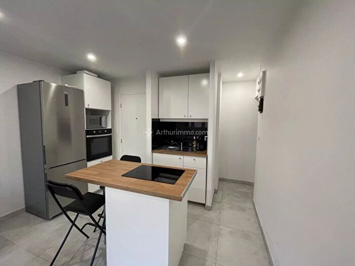Appartement 3 pièces à louer - Villeurbanne, Buers
