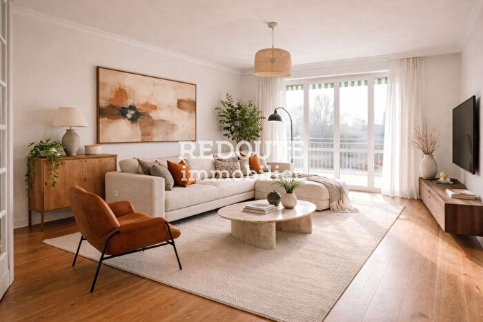 Appartement à vendre - Reims, Centre-ville - 7 pièces - 4 chambres