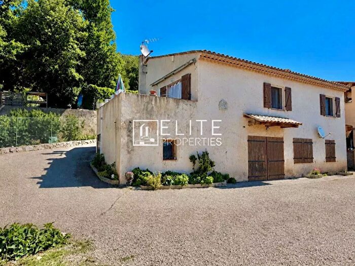 Maison 4 pièces à vendre - Saint-Vallier-de-Thiey