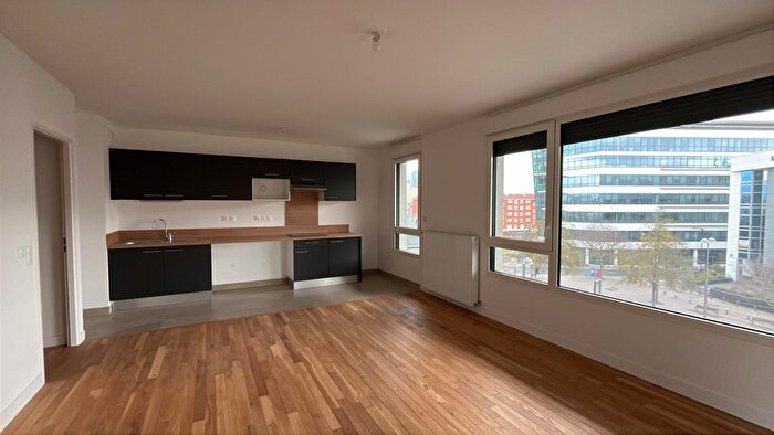 Colombes, Charles de Gaulle - Appartement 3 pièces à louer