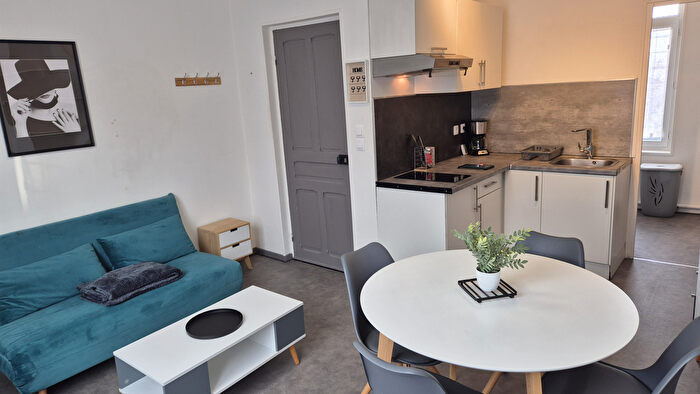 Appartement à louer - Amiens, Saint-Acheul - 1 pièce