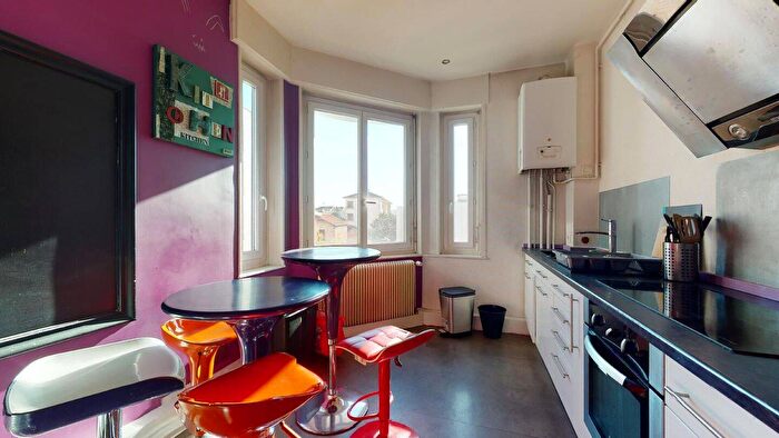 Appartement à louer - Moulin à Vent-Ernest Renan, Vénissieux - 1 pièce