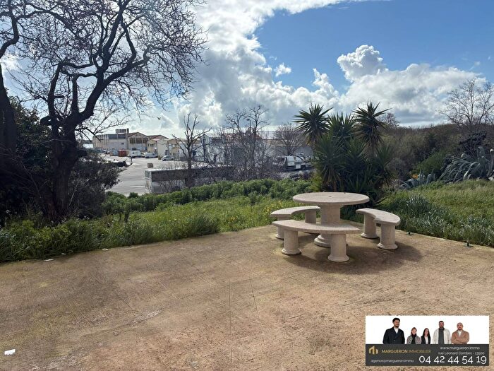 Appartement à louer - Port-de-Bouc - 3 pièces - 2 chambres