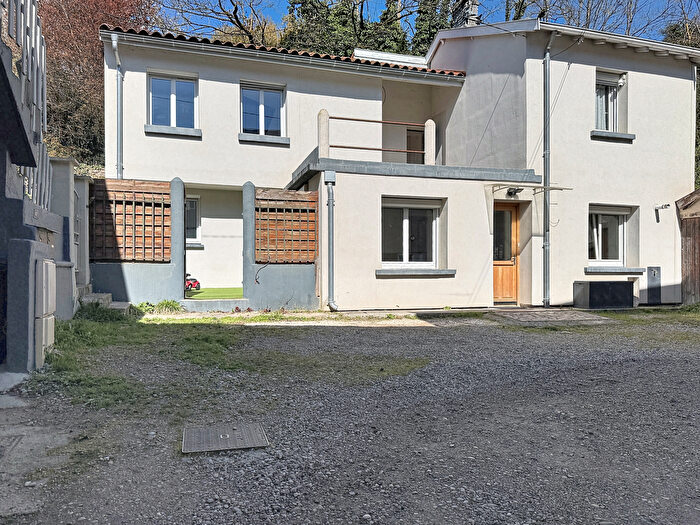 Maison 5 pièces à vendre à Neyron