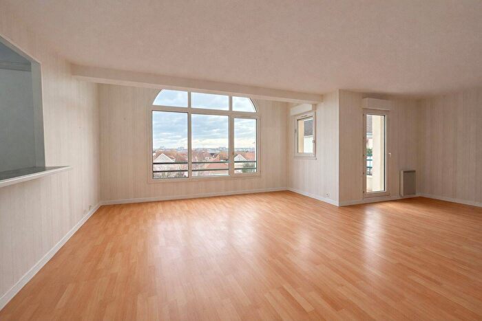 Appartement à louer - Les Neufs Saulets, Limeil-Brévannes - 3 pièces - 2 chambres