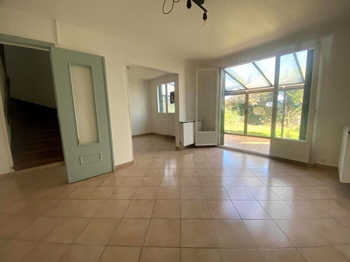 Maison à vendre - Morangis - 5 pièces - 4 chambres