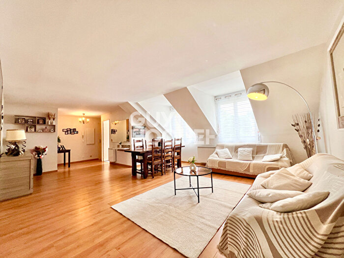 Appartement 5 pièces à Massy, Centre-ville, à vendre