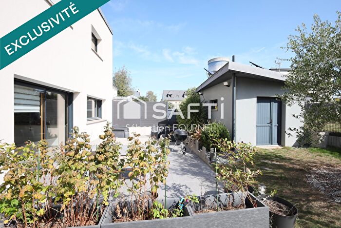 Maison 5 pièces à Liffré, à vendre