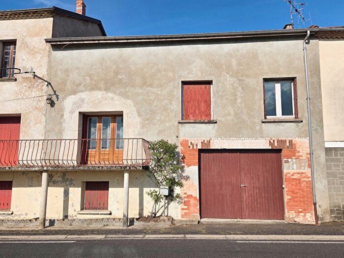 Maison 4 pièces à Auzelles, à vendre