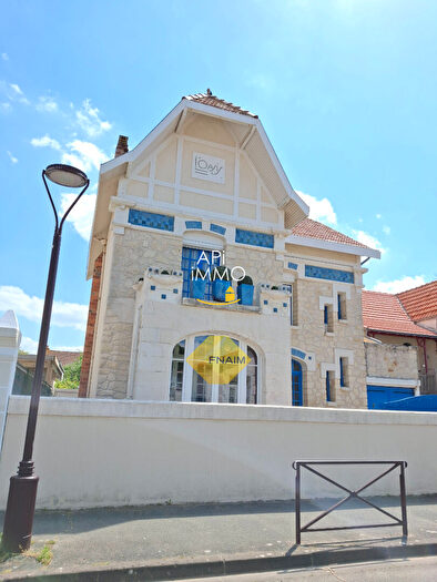 Maison à vendre - Châtelaillon-Plage - 7 pièces - 5 chambres