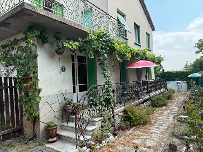 Maison 6 pièces à vendre à Alès, Brésis, Prés Rasclaux
