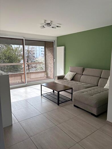 Appartement à louer - Grenoble, Bajatière - 3 pièces - 2 chambres