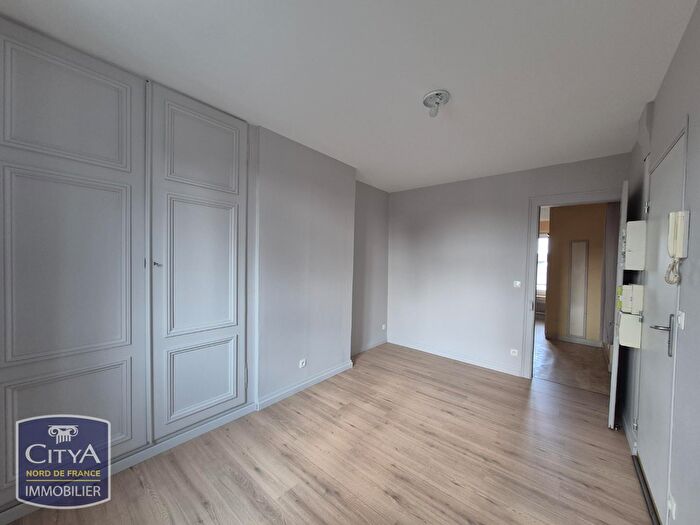 Appartement 1 pièce à Saint-Omer, Centre historique, à louer