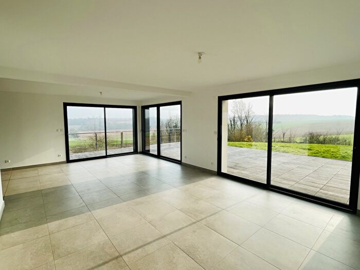 Maison 5 pièces à louer à Sains-en-Amiénois