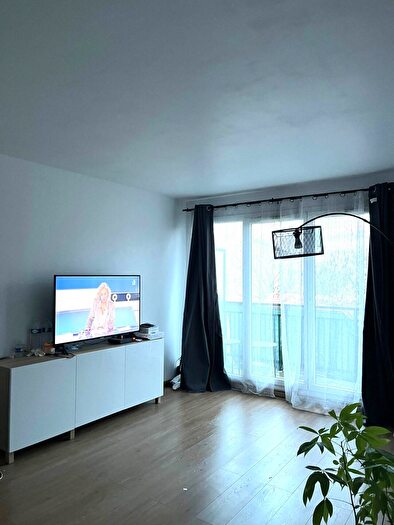 Appartement à louer - Chemin de lîle, Nanterre - 2 pièces - 1 chambre