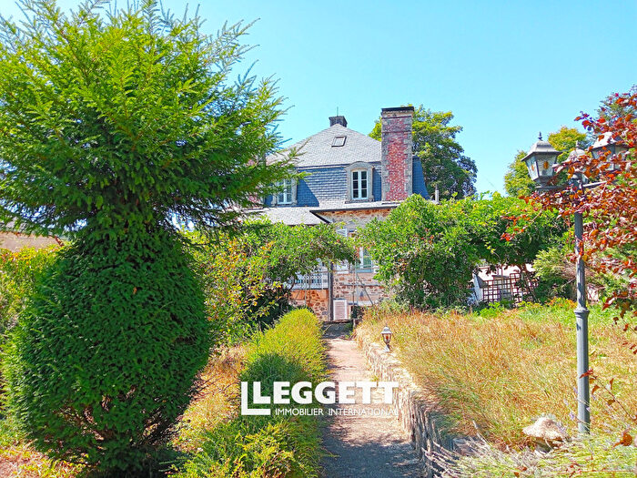 Maison à vendre - Argentat - 11 pièces - 8 chambres