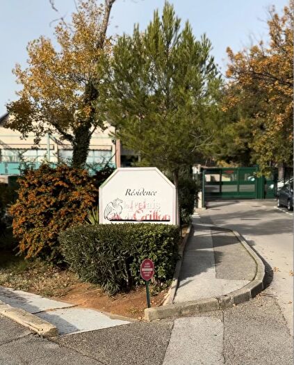 Appartement à louer - Vitrolles, Centre-ville, Roucas, Les Pins, Le Liourat - 1 pièce