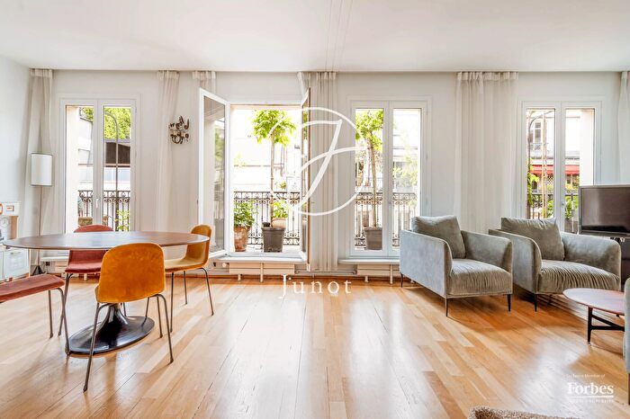 Appartement 6 pièces à Paris 16ème, Chaillot, à vendre