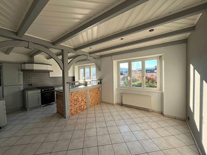 Appartement 4 pièces à louer à Centre Ville, Saint-Dié-des-Vosges