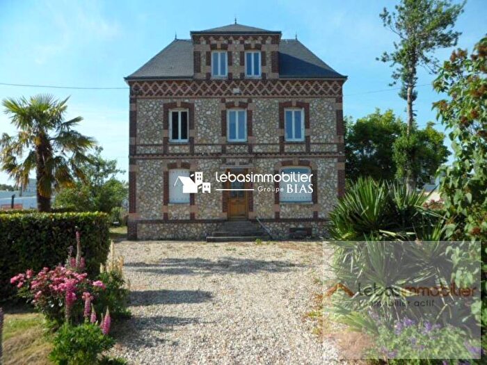 Maison à louer - Est, Yvetot - 5 pièces - 4 chambres