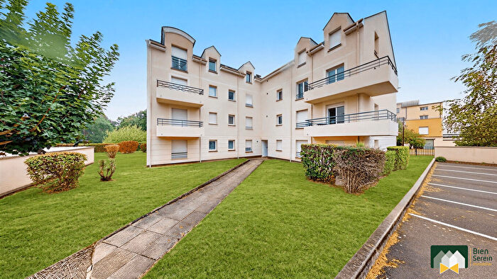 Appartement 2 pièces à Lèves, à vendre