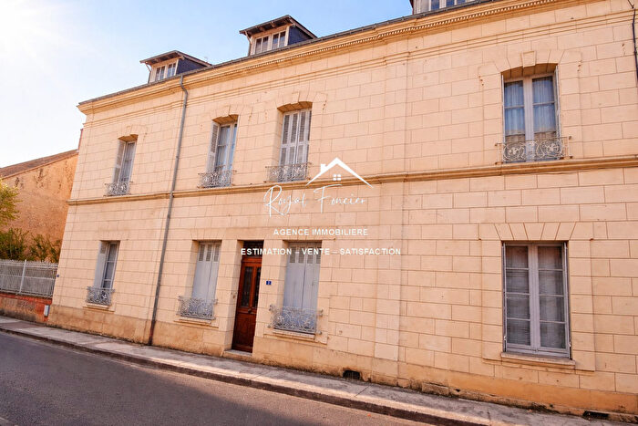 Maison à vendre - Le Grand-Pressigny - 8 pièces - 6 chambres