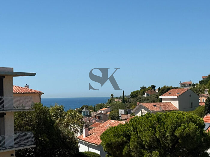 Marseille 7ème, Bompard : Appartement 4 pièces à vendre