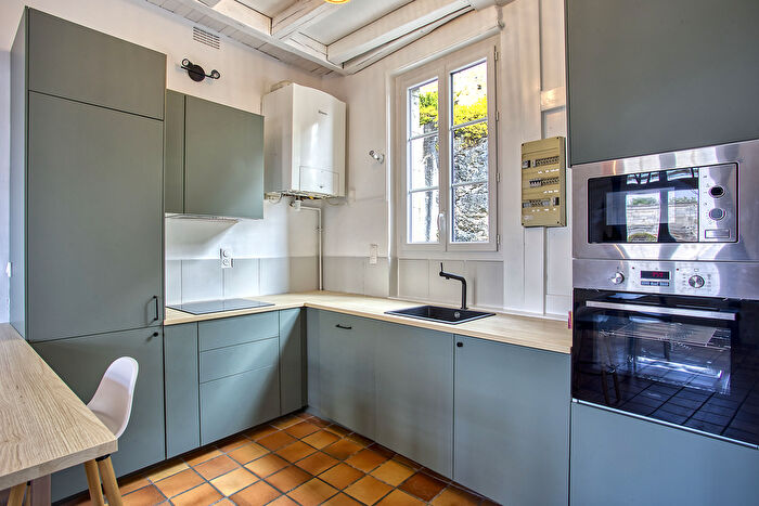 Maison 6 pièces à Angoulême, Centre-ville, à louer