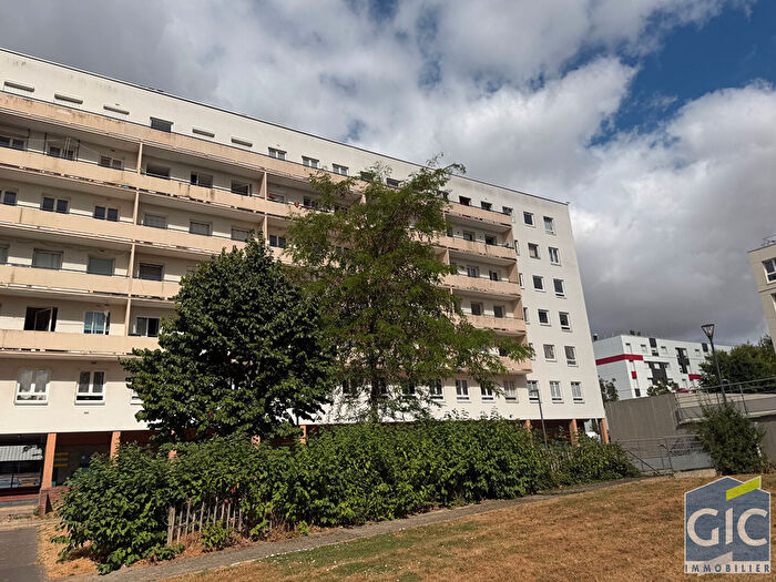 Appartement 2 pièces à vendre à Hérouville-Saint-Clair, Grand Parc, Belles Portes