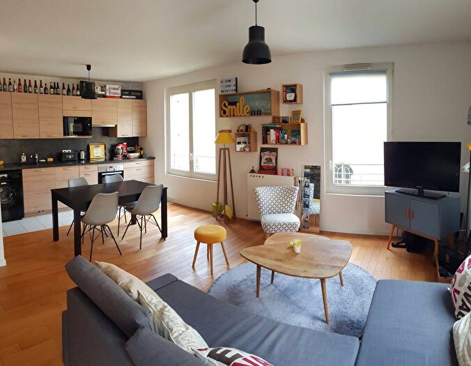 Appartement à louer - Notre Dame, Versailles - 2 pièces - 1 chambre