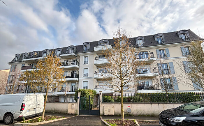 Appartement à vendre - Le Plessis-Trévise, Val Roger - 4 pièces - 3 chambres