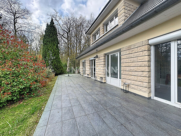 Maison à vendre - Lamorlaye - 6 pièces - 4 chambres