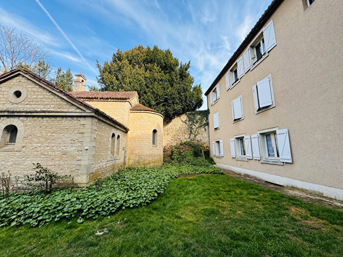 Appartement à louer - Poitiers, Centre-ville - 2 pièces - 1 chambre