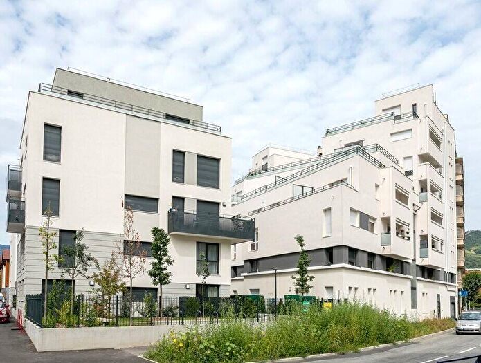 Appartement 3 pièces à Championnet-Caserne de Bonne, Grenoble, à louer