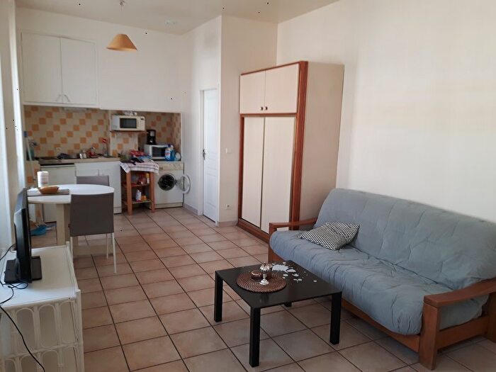 Appartement 1 pièce à Marseille 4ème, Les Chartreux, à louer