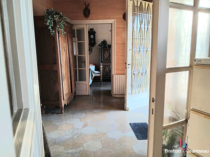 Maison à vendre - Laval, Le Bourny - 8 pièces - 6 chambres