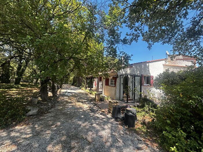 Saint-Maximin-la-Sainte-Baume, Revaute, La Viguière, La Babiole : Maison 5 pièces à vendre